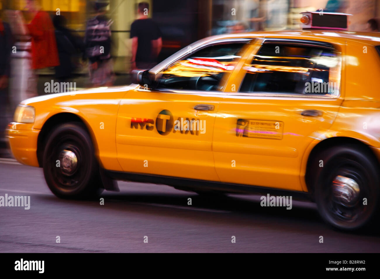 Speed blur yellow cab taxi hi-res stock photography and images - Alamy