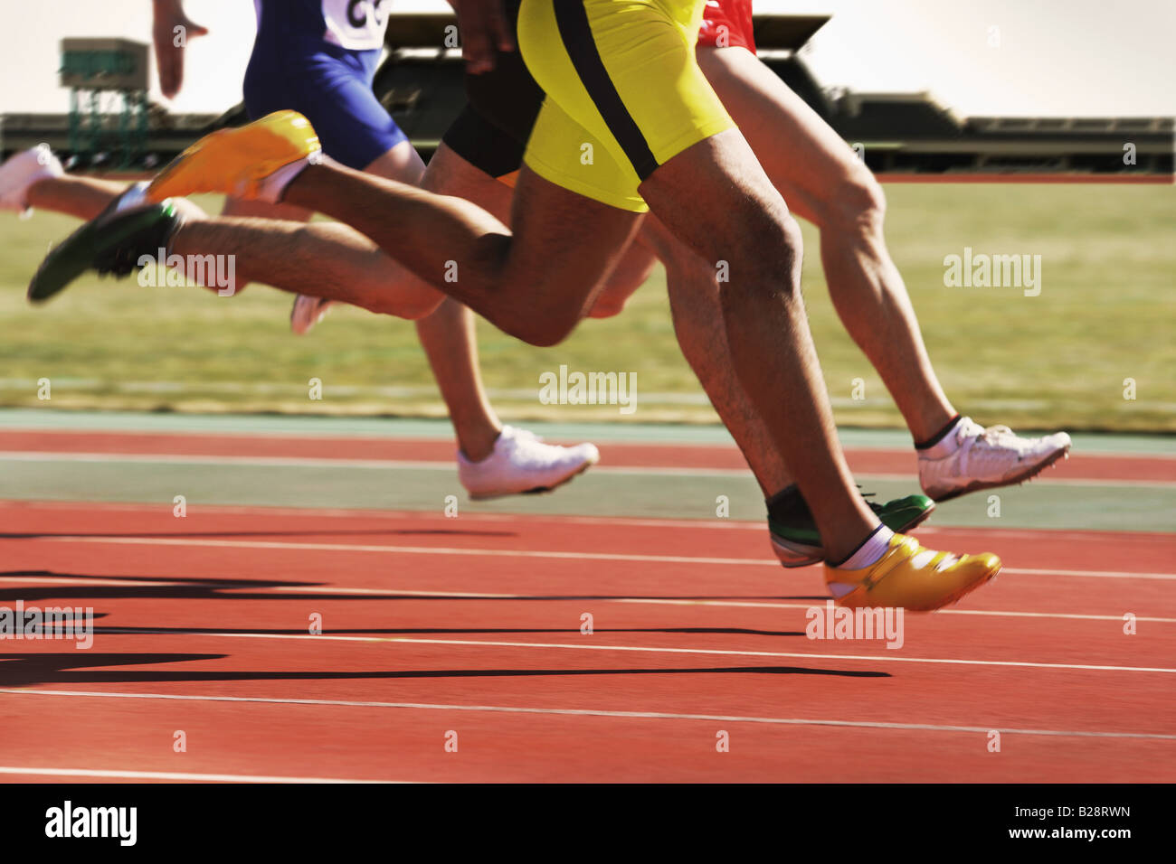 Running the race hi-res stock photography and images - Alamy