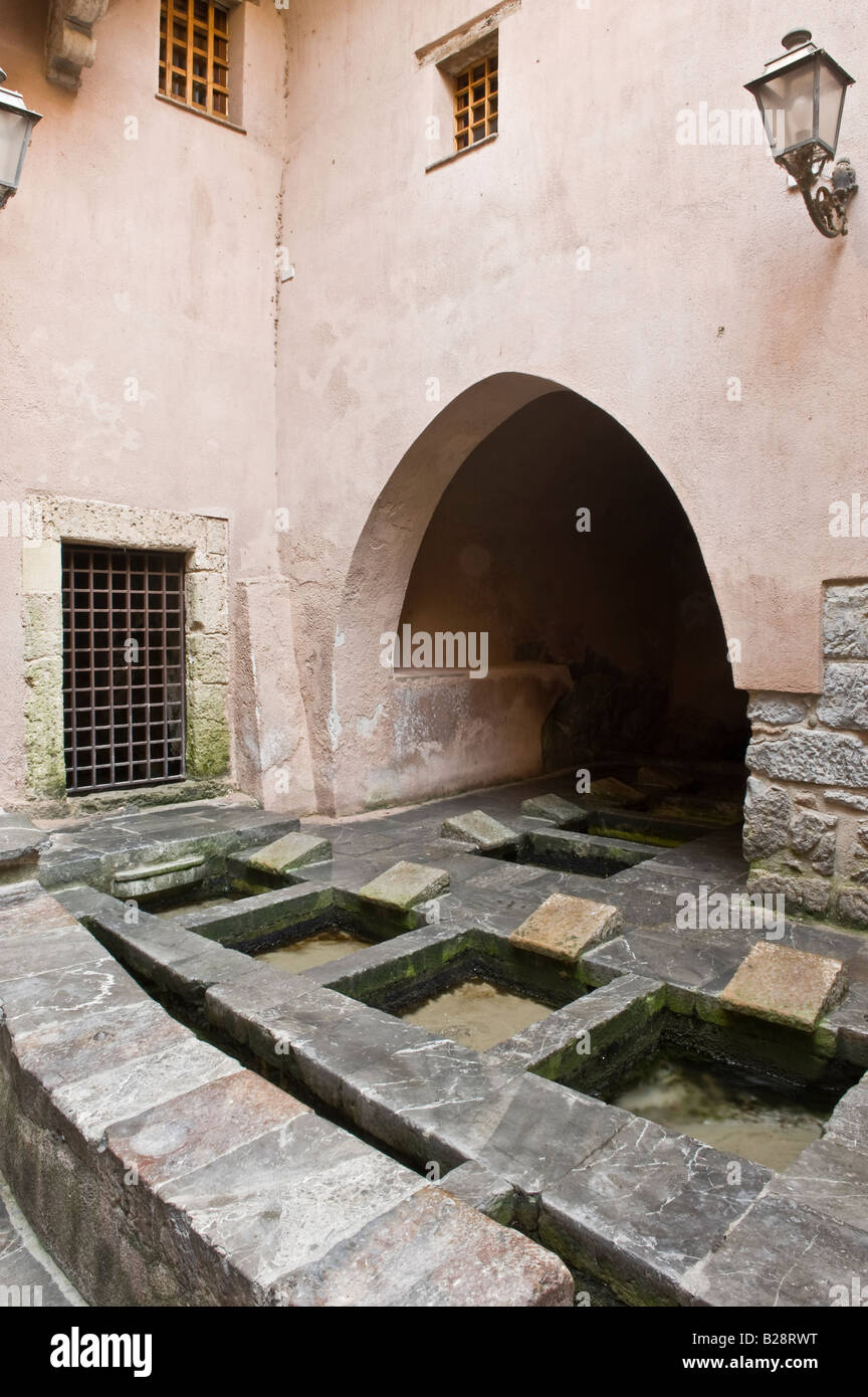 Old wash house hi-res stock photography and images - Alamy