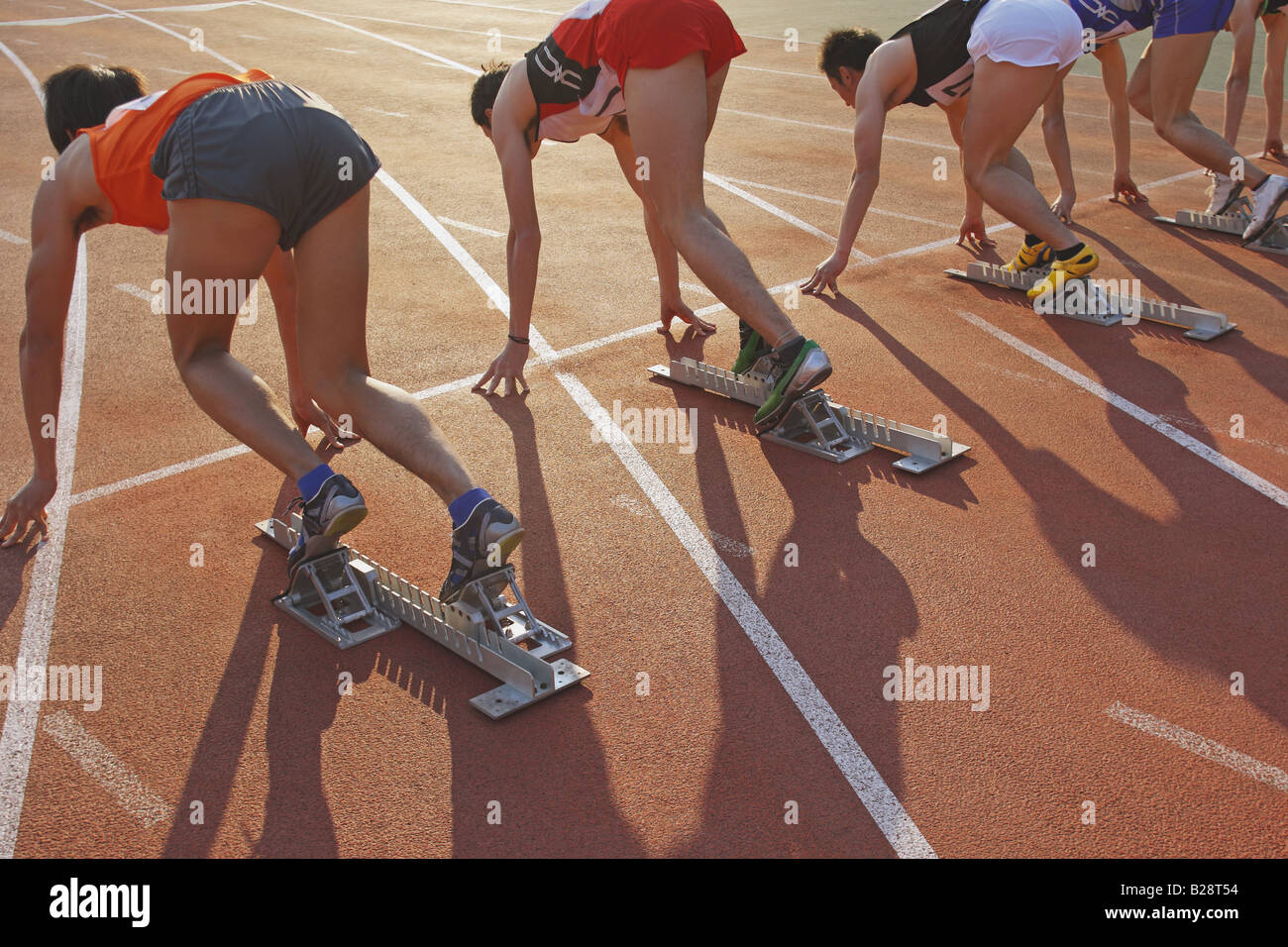 Waiting runners hi-res stock photography and images - Alamy