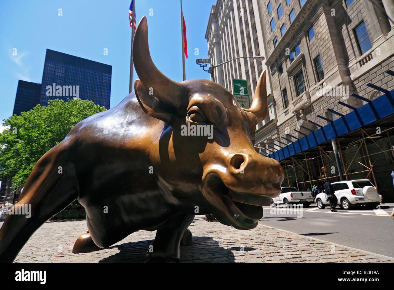 Charging Bull bronze sculpture by Arturo Di Modica in Bowling Green - New York City, USA Stock ...