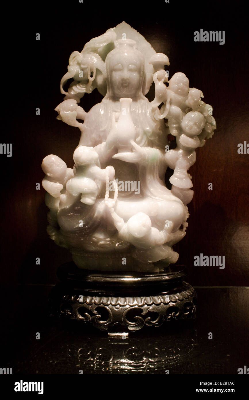 Jade figures hi-res stock photography and images - Alamy