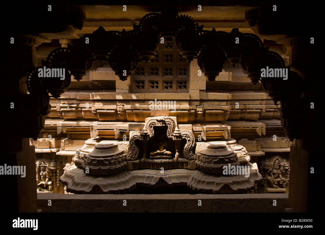 Archway temple hi-res stock photography and images - Alamy