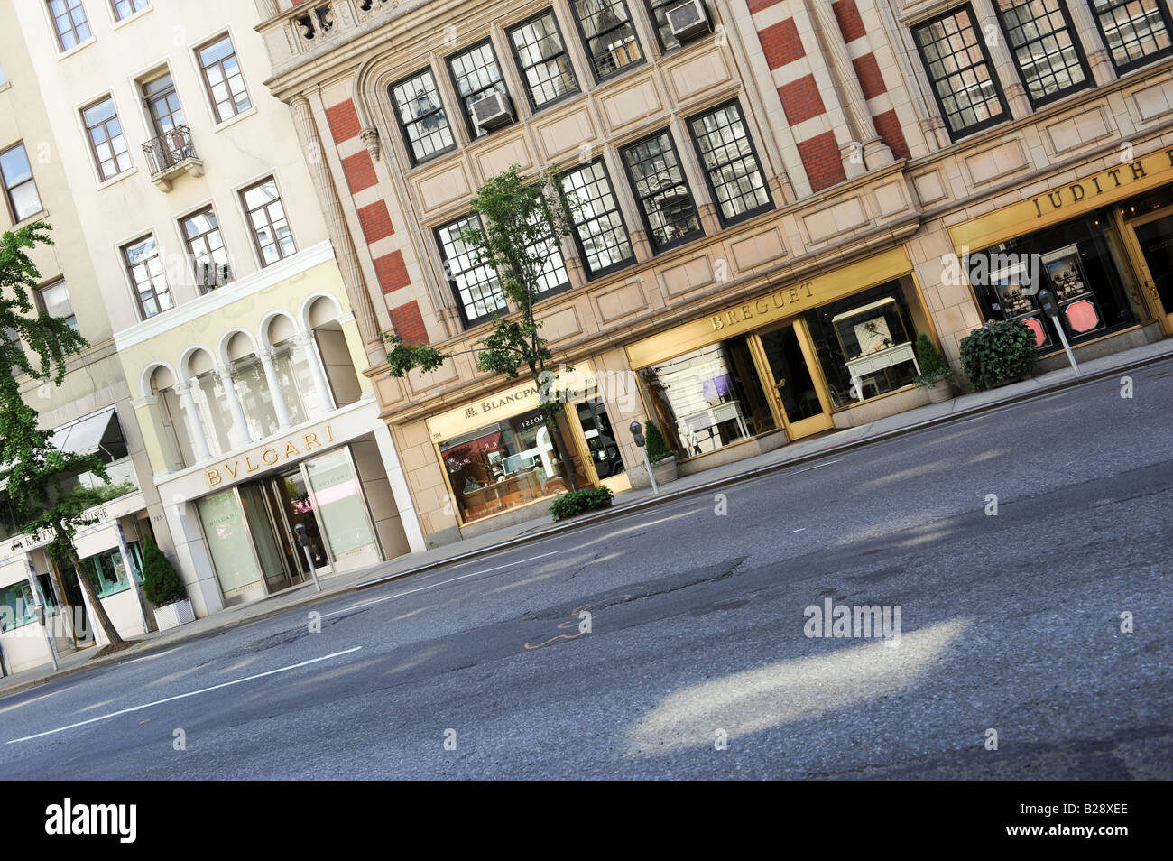 Sunday morning on Madison Avenue New York City Stock Photo - Alamy
