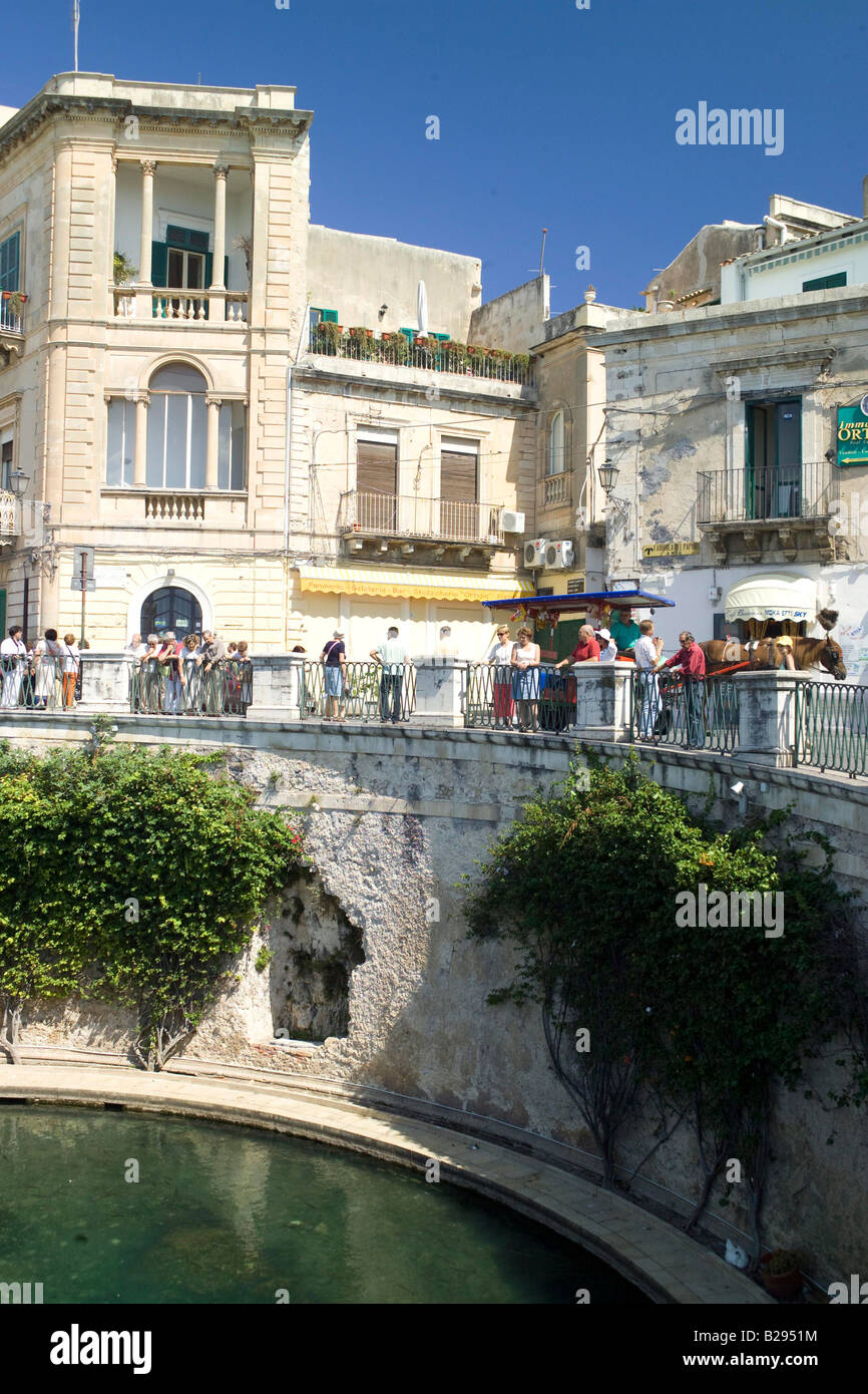 Fonte Aretusa High Resolution Stock Photography and Images - Alamy