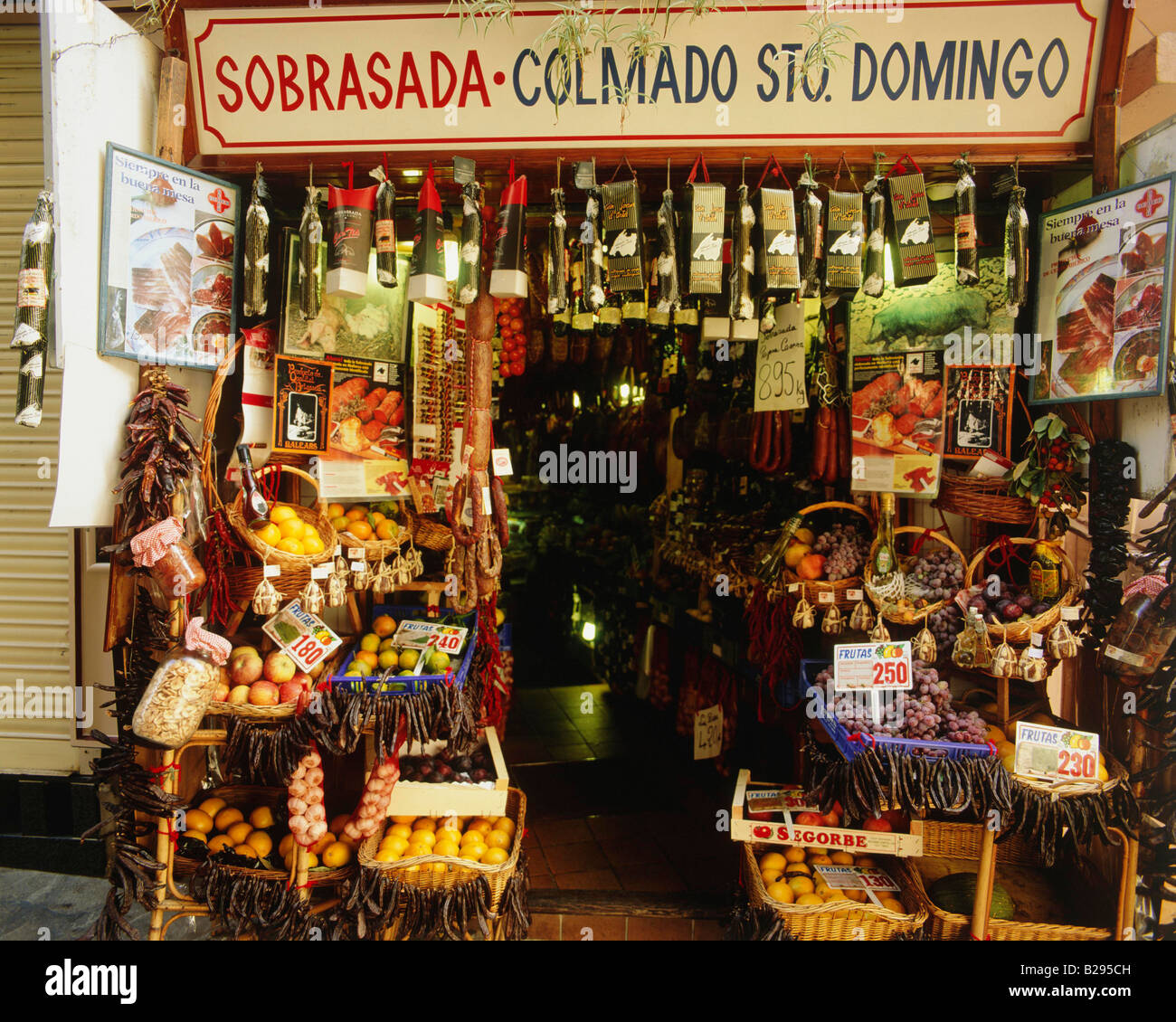 Palma shopping majorca hi-res stock photography and images - Alamy