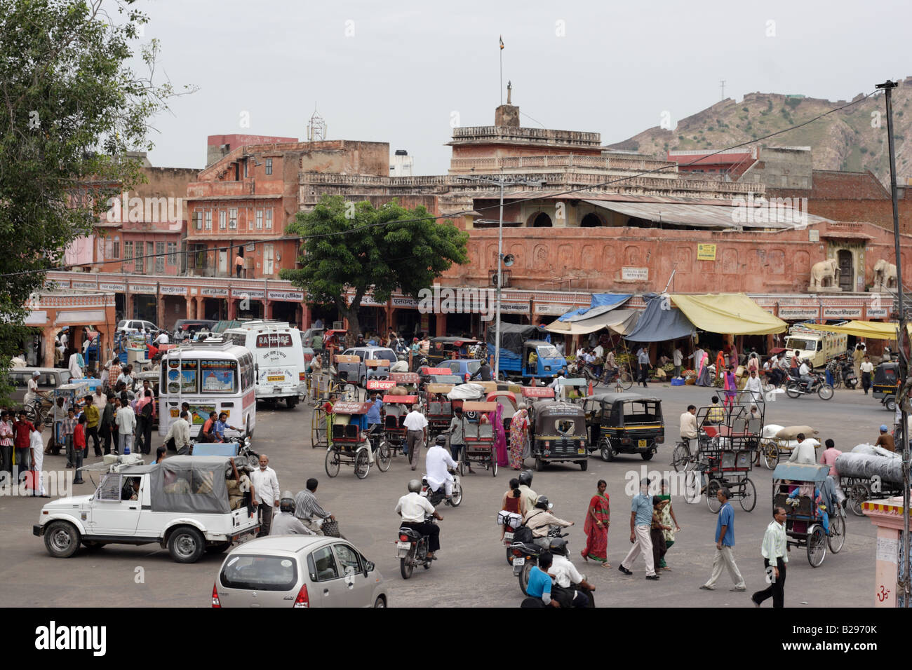 Heavy traffic in jaipur hi-res stock photography and images - Alamy