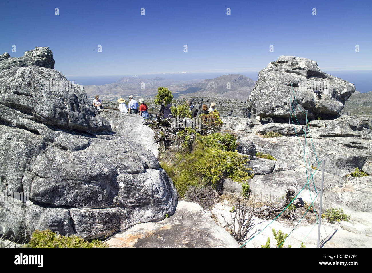 Cape town table mountain south africa date hi-res stock photography and ...