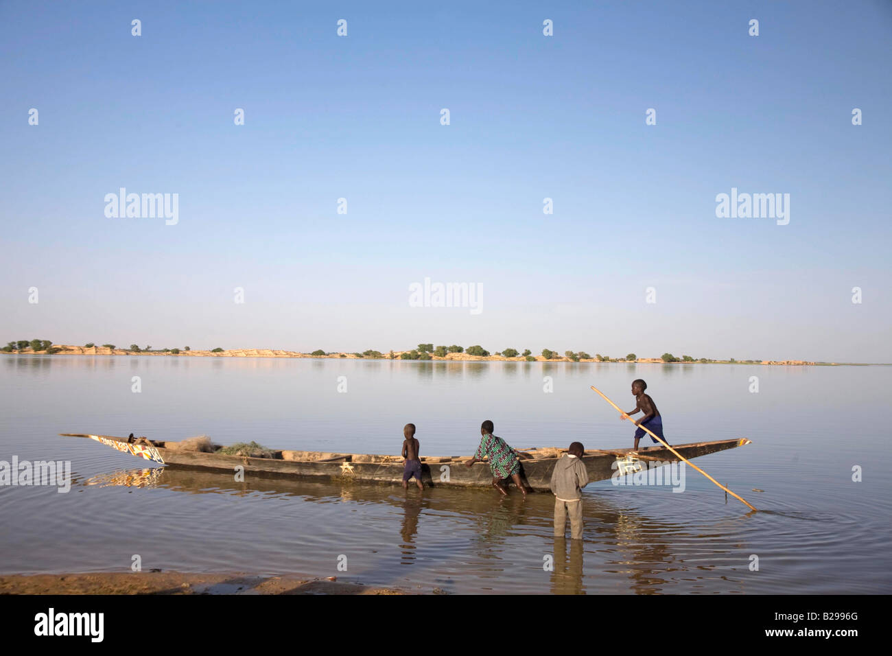River niger hi-res stock photography and images - Alamy
