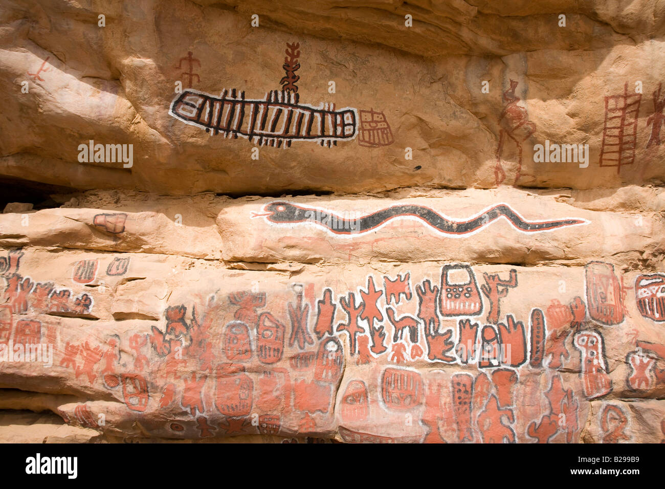 Mali Dogan Country Bandiagara Escarpment Cliff Paintings Stock Photo ...