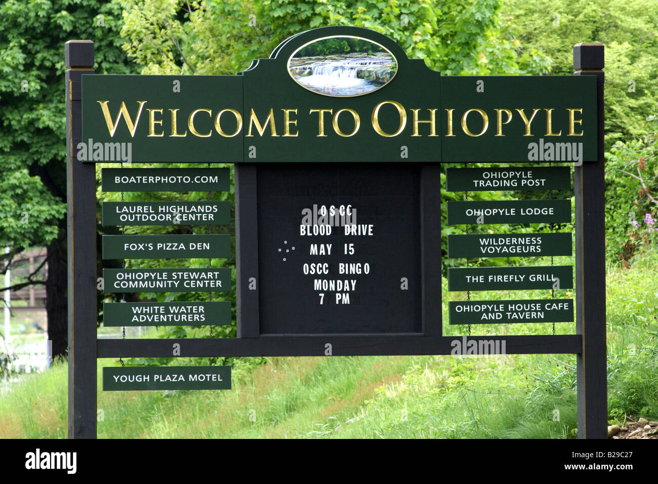 Ohiopyle State Park town Welcome Sign in Pennsylvania Stock Photo - Alamy