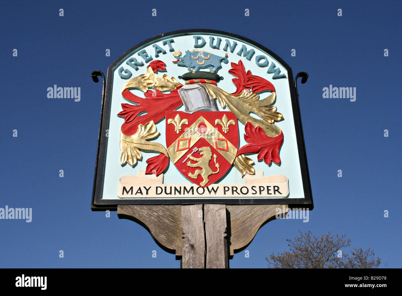 Great dunmow sign hi-res stock photography and images - Alamy