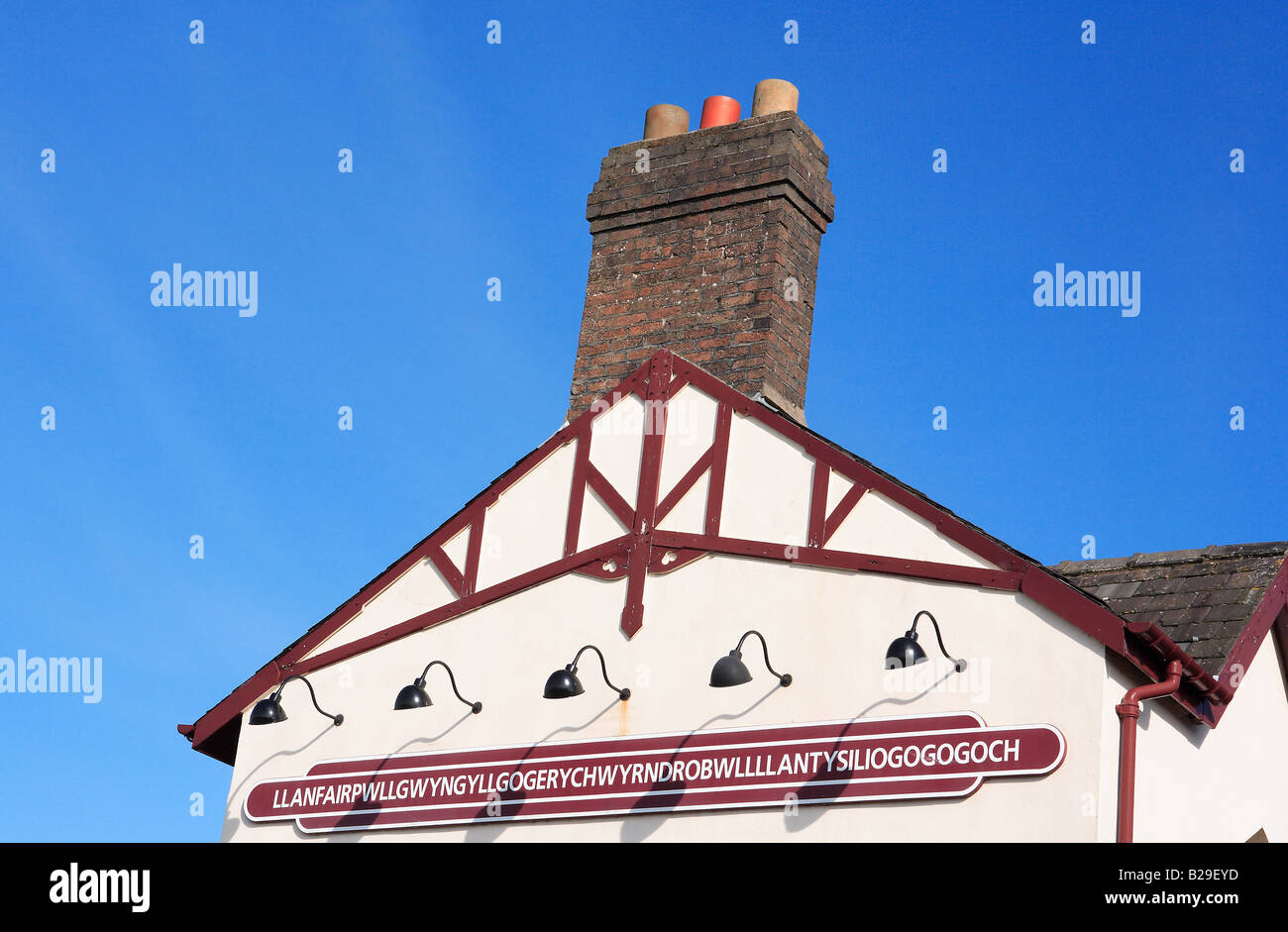 Llanfair pg railway station sign hi-res stock photography and images ...
