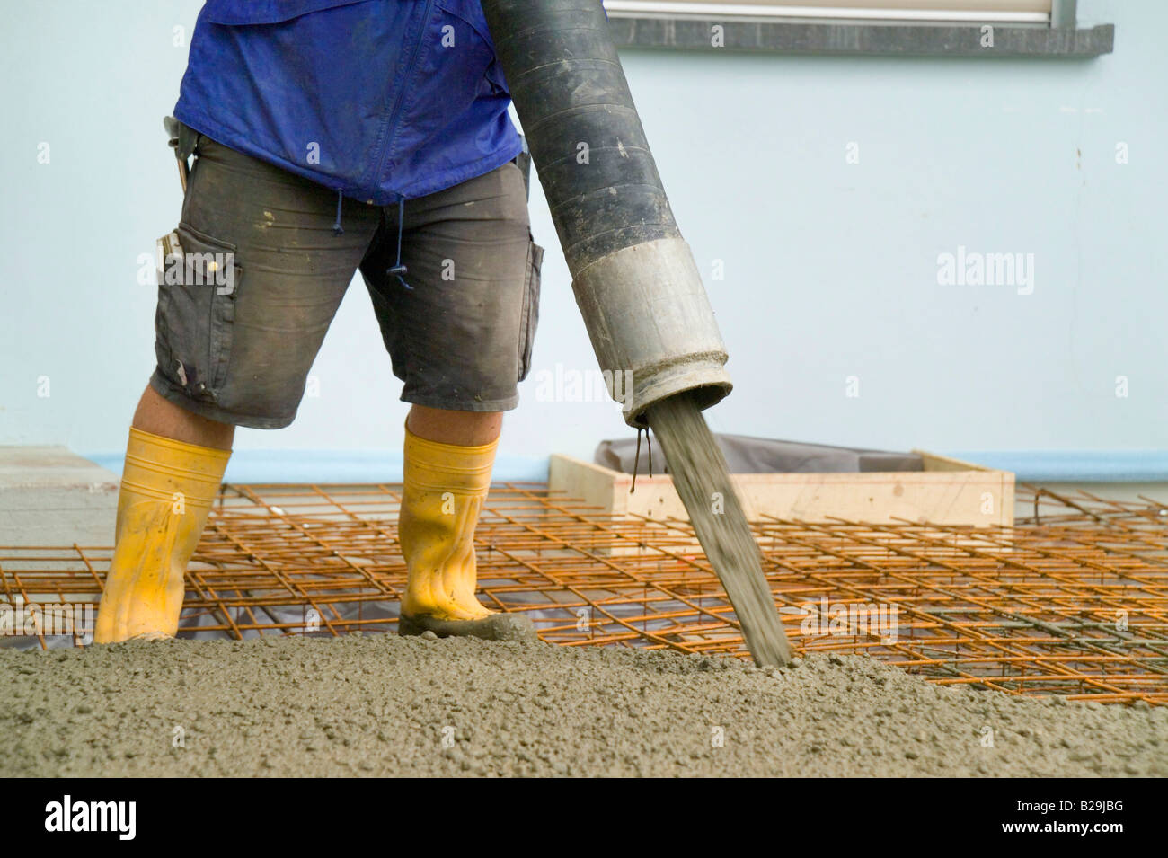 Concrete casting hi-res stock photography and images - Alamy