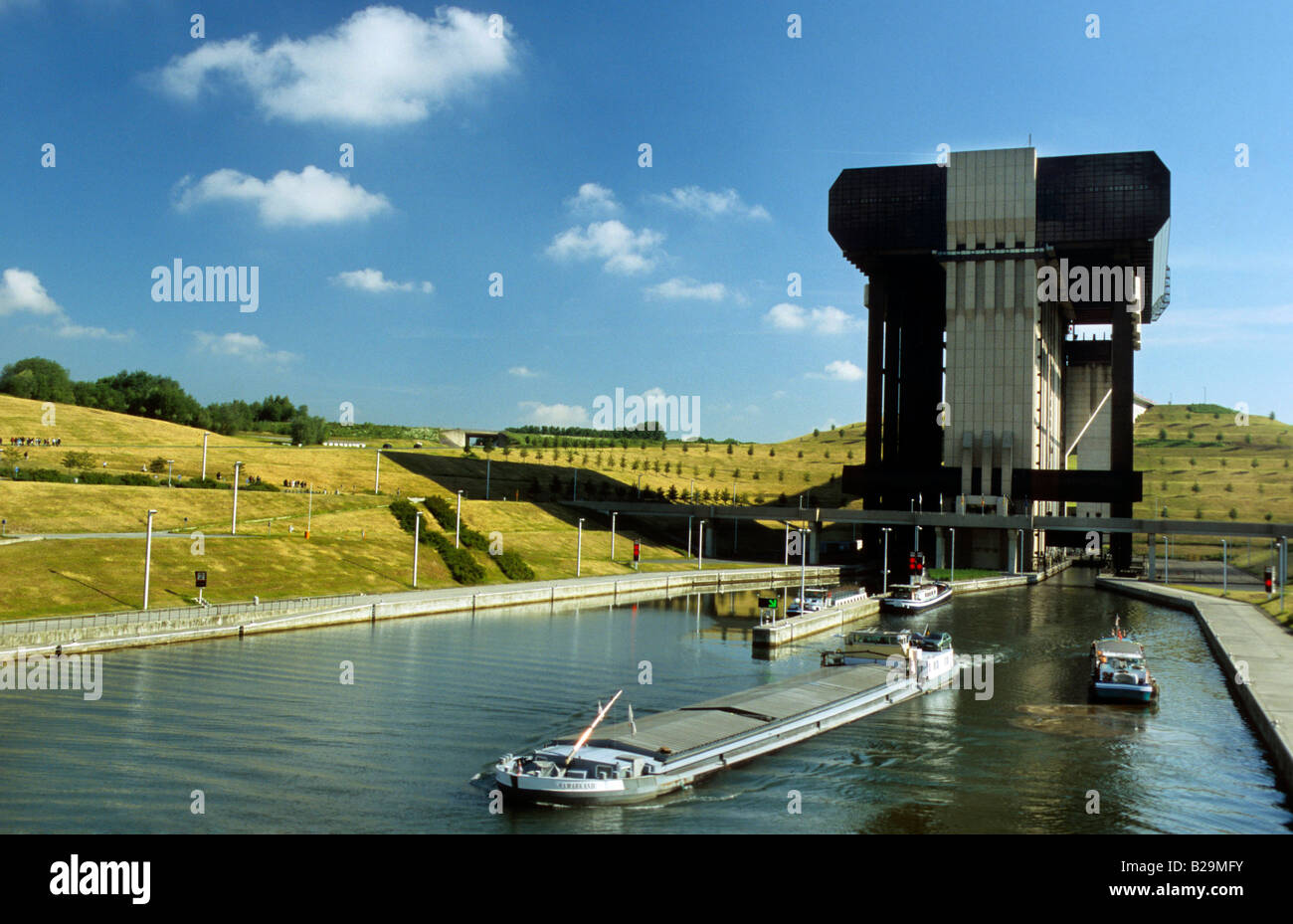 Boat lift / Strepy-Thieu Stock Photo - Alamy