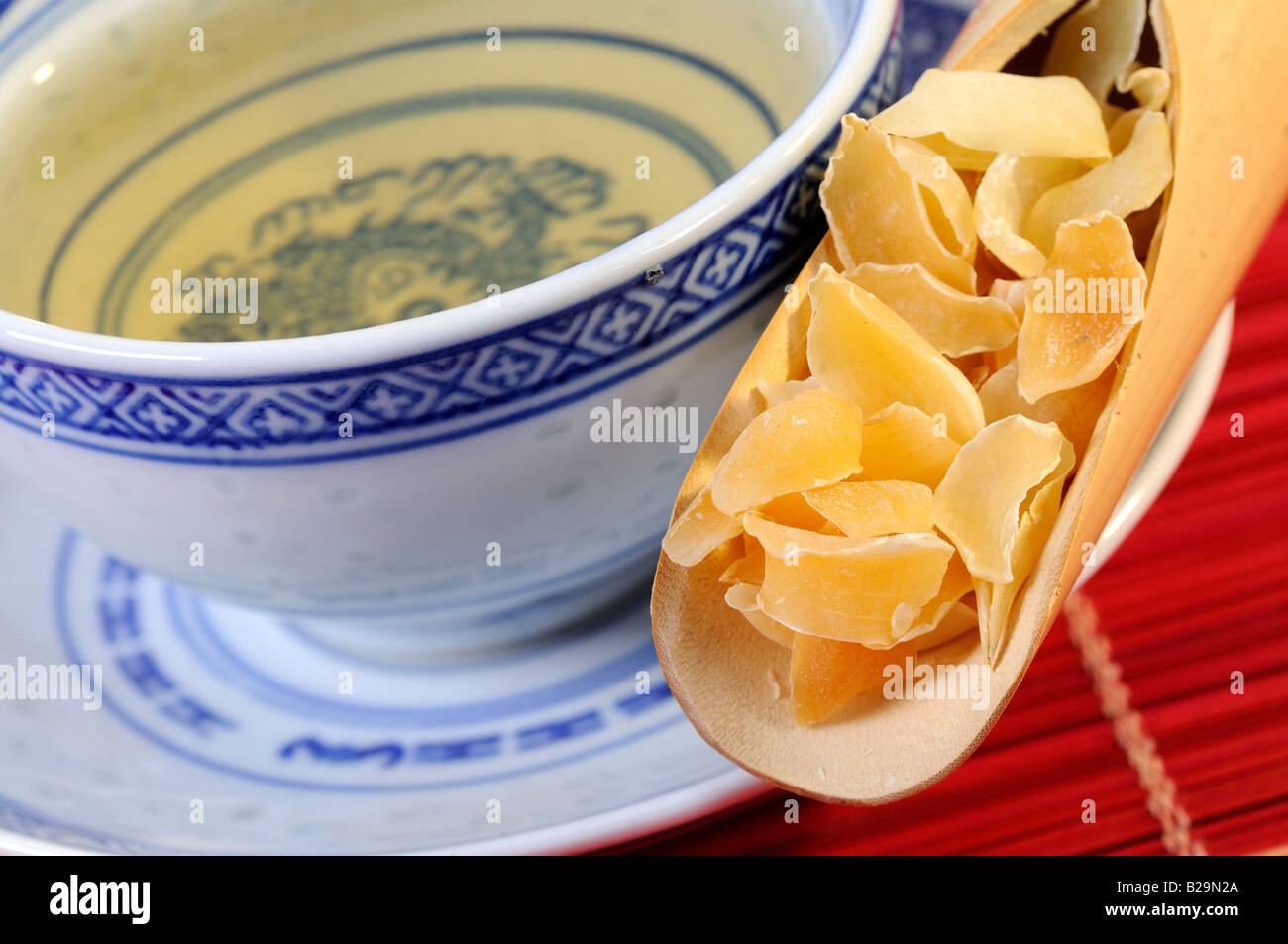 Lily Bulb / Bai He Stock Photo - Alamy