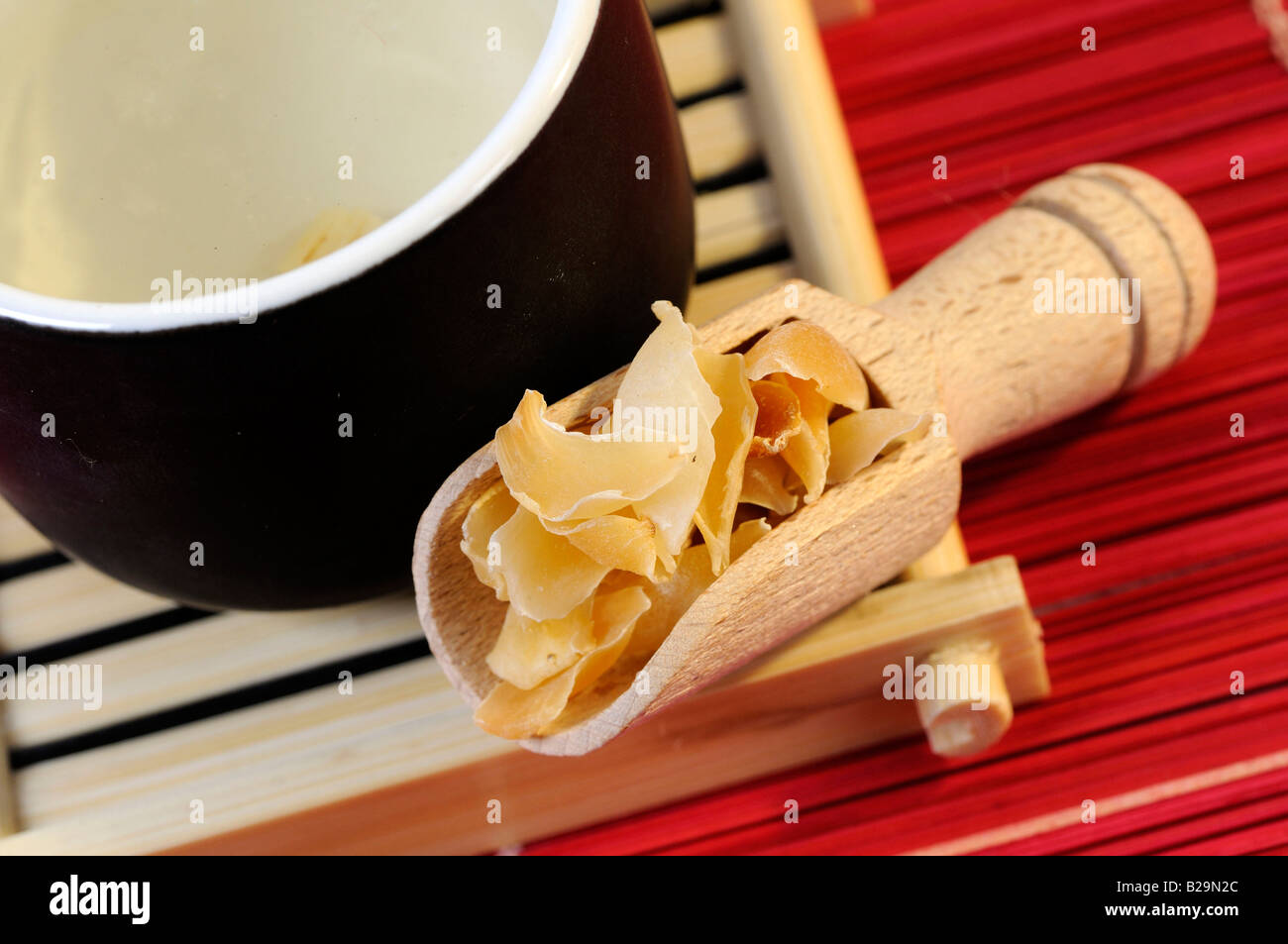 Lily Bulb / Bai He Stock Photo - Alamy