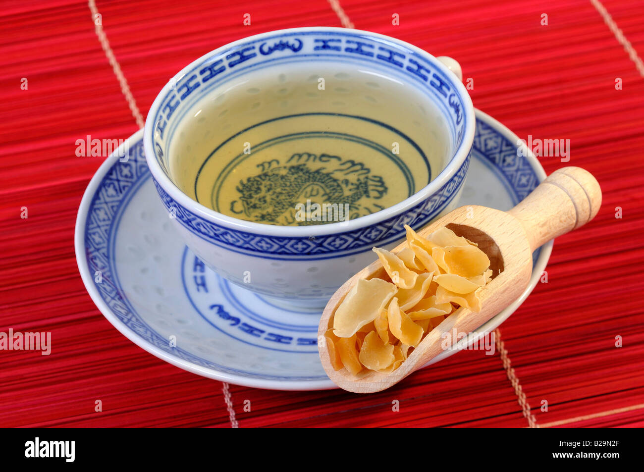 Lily Bulb / Bai He Stock Photo - Alamy