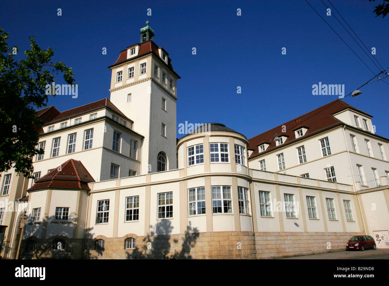 Linden museum hi-res stock photography and images - Alamy