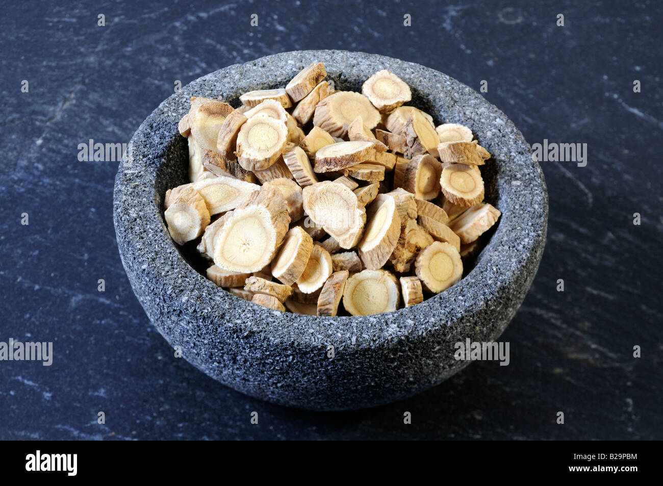 Membranous Milkvetch Root / Huang Qi Stock Photo - Alamy