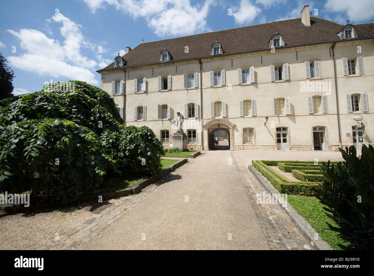 Beaune burgundy clouds hi-res stock photography and images - Alamy