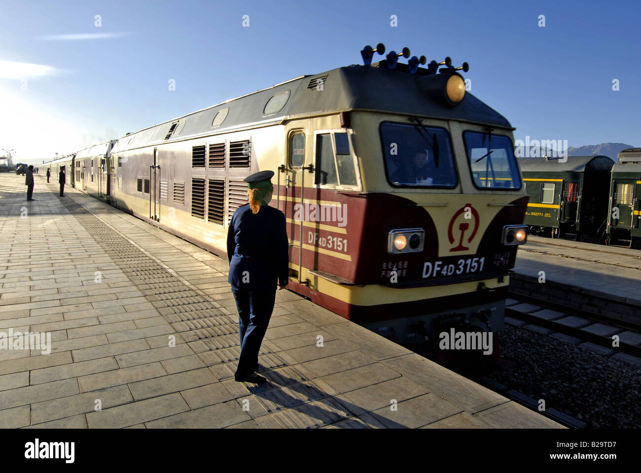 Qinghai Tibet Train China Ref WP NATT 000610 0055 COMPULSORY CREDIT ...