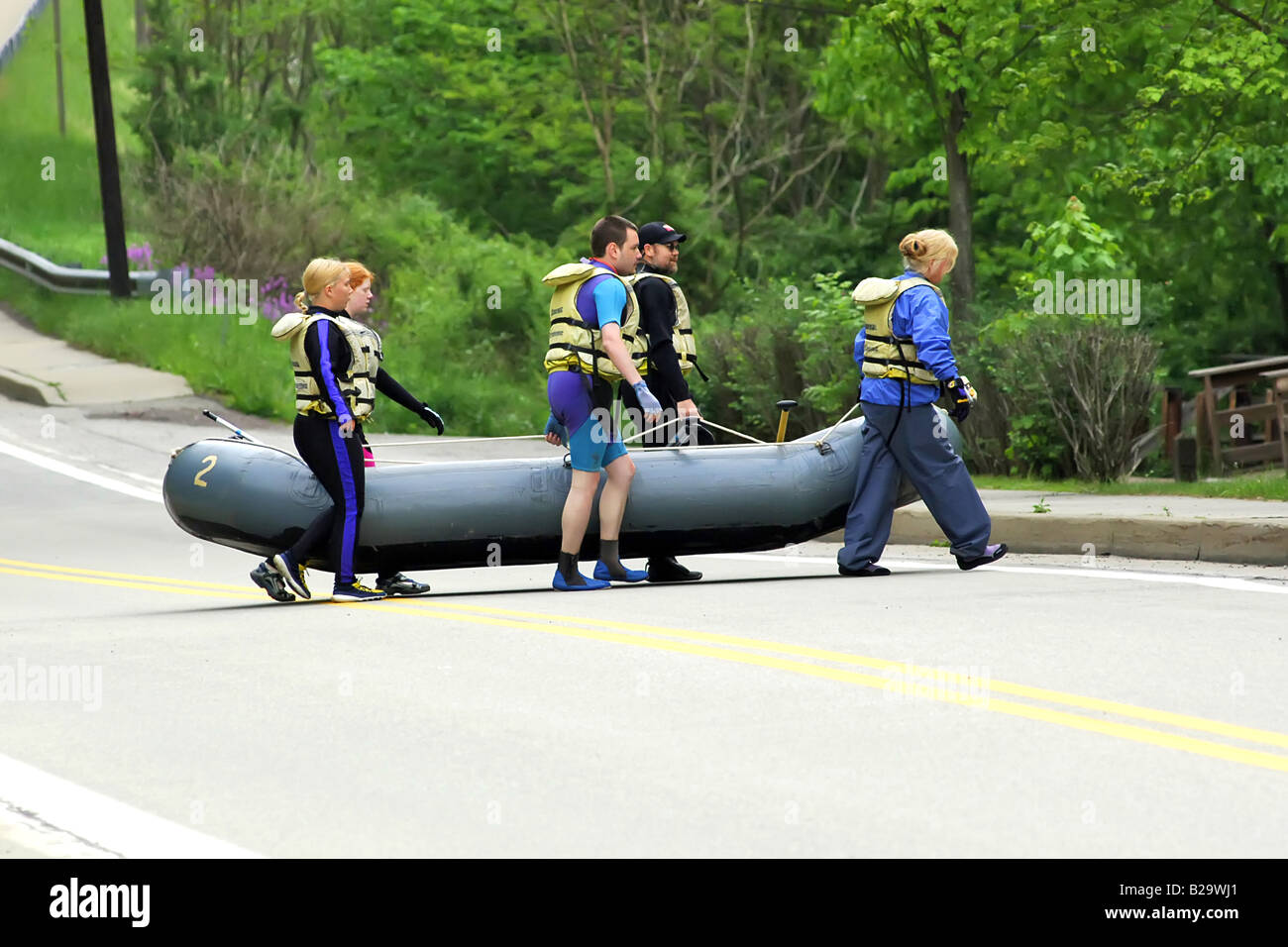 Rubber raft hi-res stock photography and images - Alamy