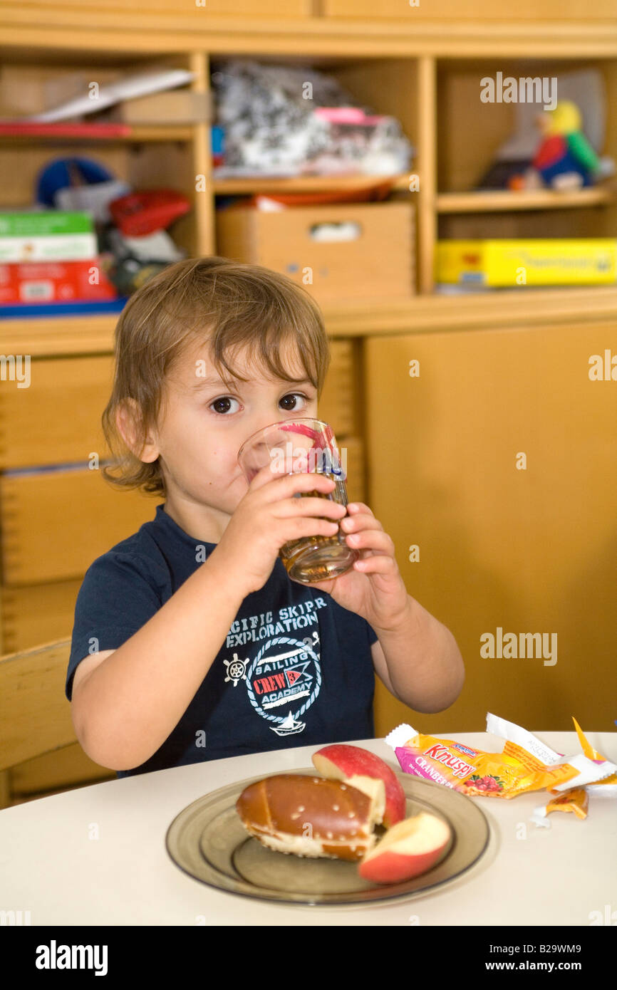 Child nursery hi-res stock photography and images - Alamy