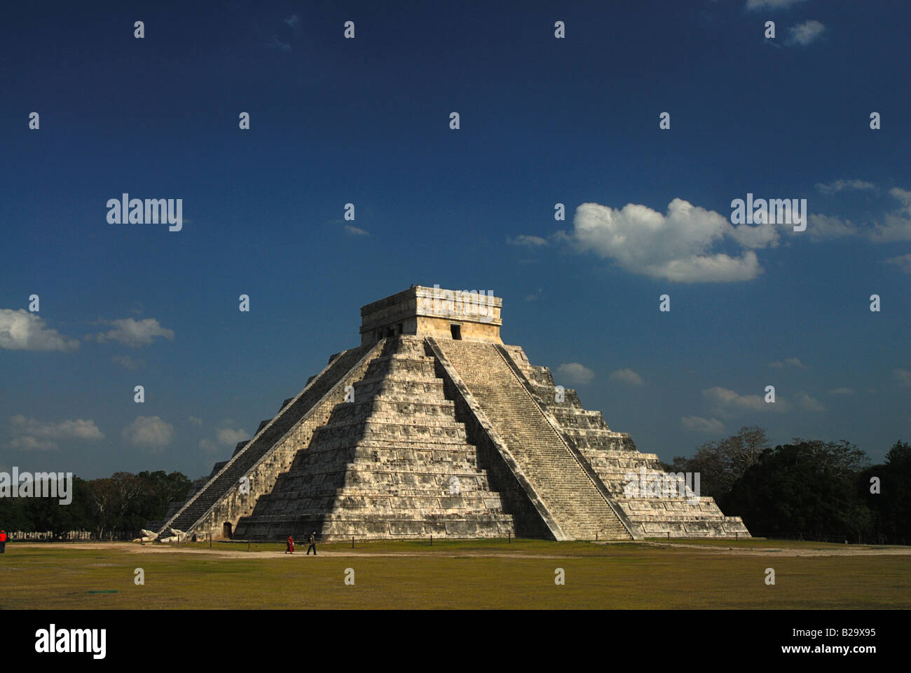 Chichen Itza Pyramid, Mexico Stock Photo - Alamy