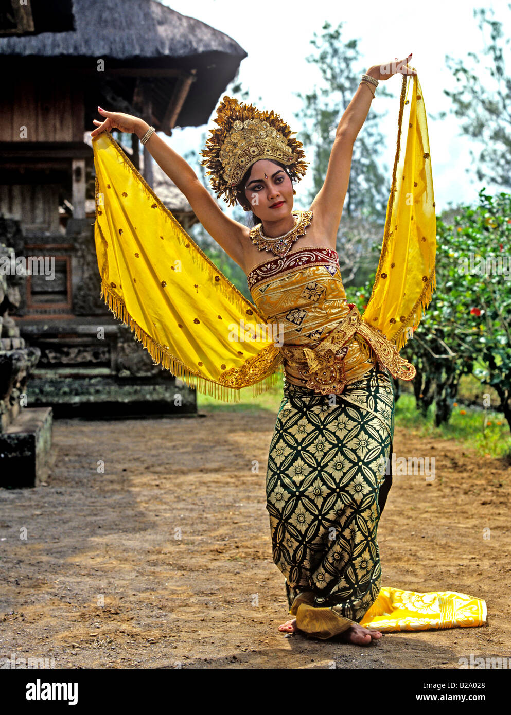 Classical dancer Hindu Dharma Bali Indonesia Stock Photo - Alamy