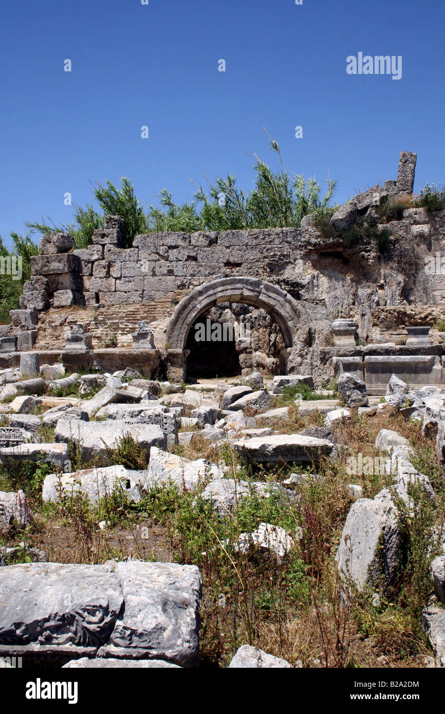 THE REMAINS OF THE ROMAN NYMPHAEUM AT PERGE, TURKEY Stock Photo - Alamy
