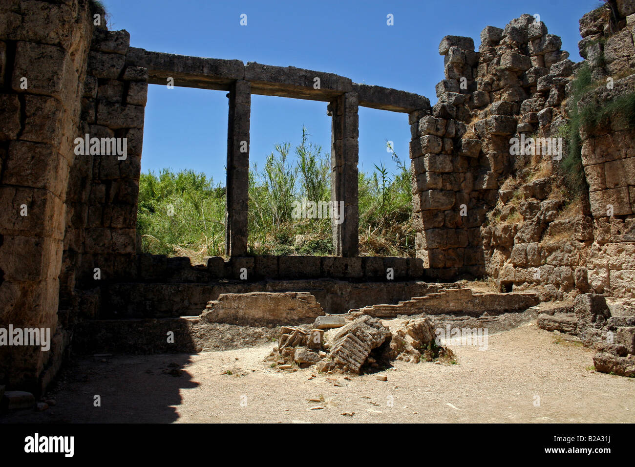 THE ROMAN BATH AREA AT PERGE, TURKEY Stock Photo - Alamy