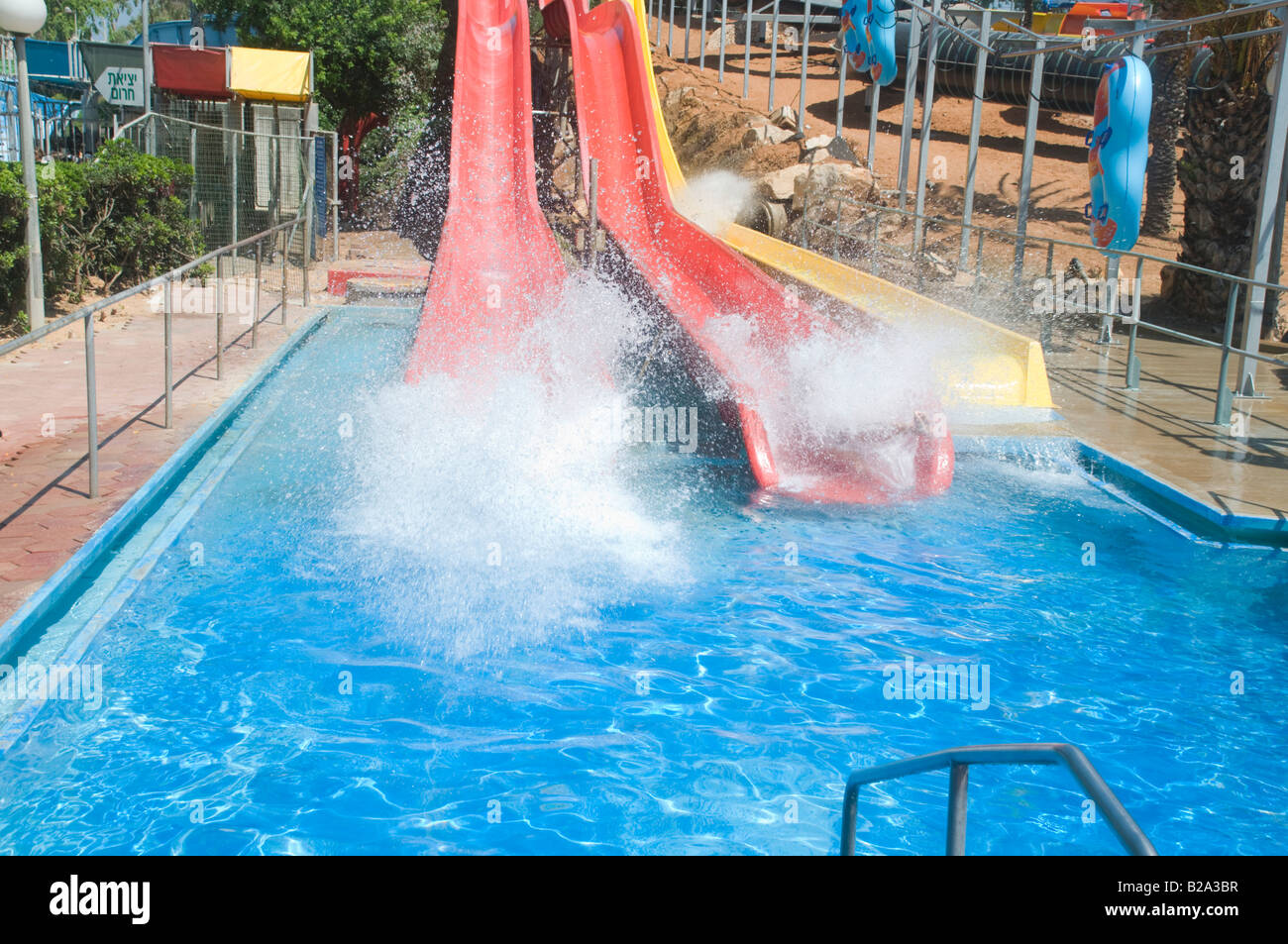 Water slides hi-res stock photography and images - Alamy
