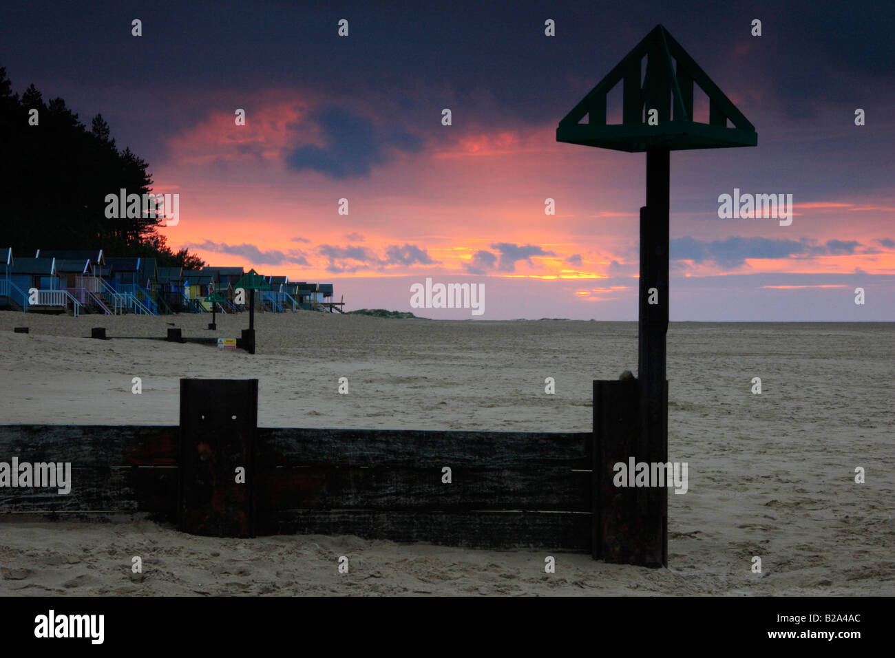 Wells beach in norfolk hi-res stock photography and images - Alamy