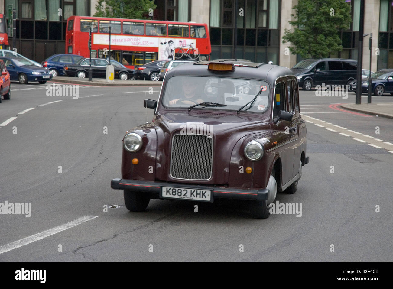 London taxi one person hi-res stock photography and images - Alamy