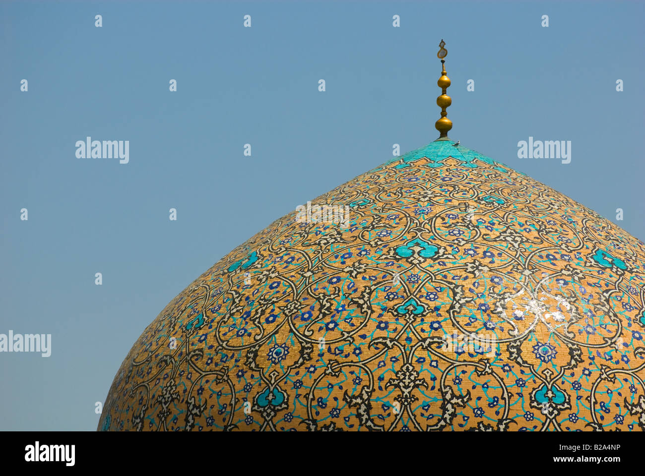 Dome of Sheikh Lotf Allah Mosque Isfahan Iran Stock Photo - Alamy