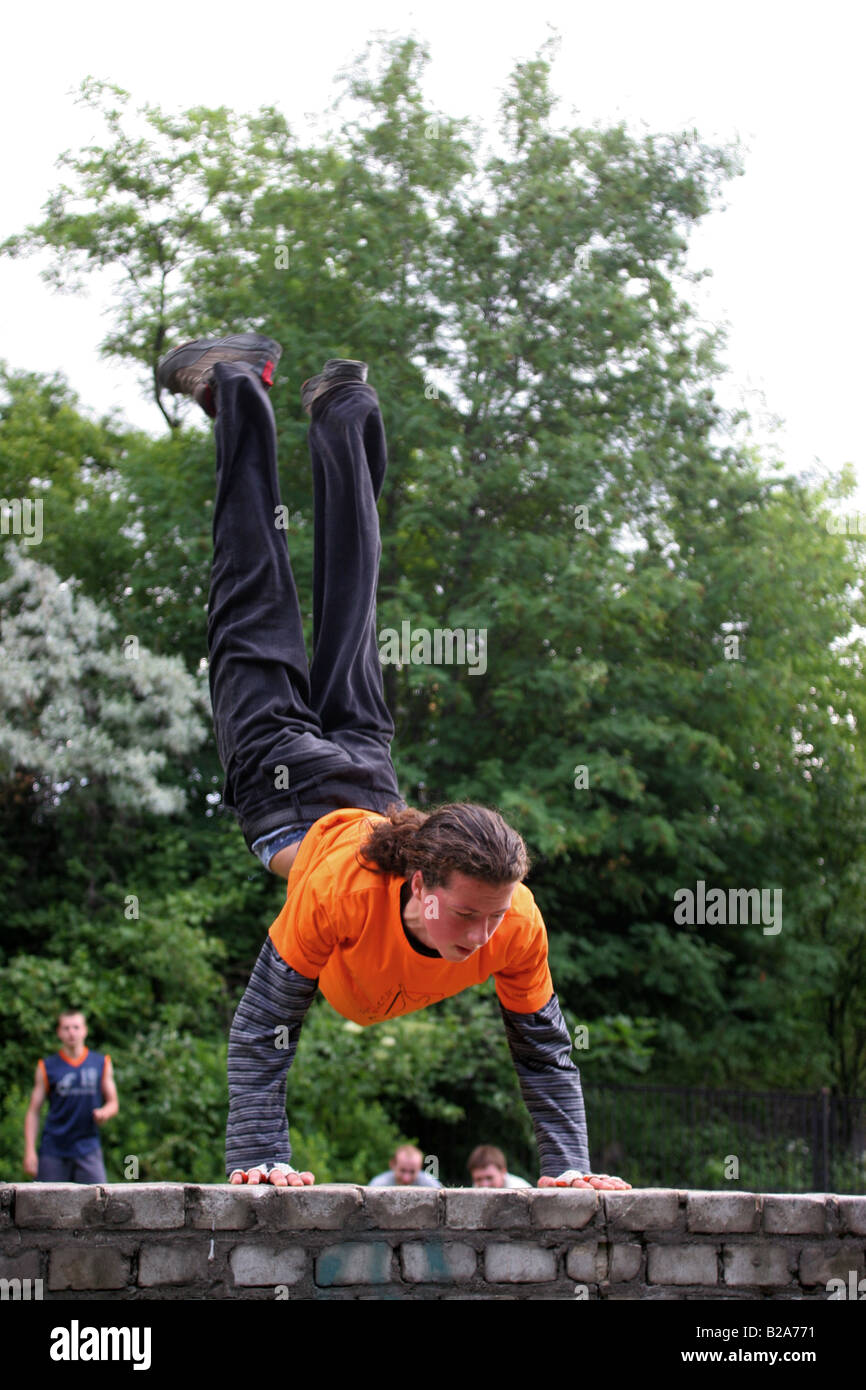 Parkour extreme street sport Stock Photo - Alamy