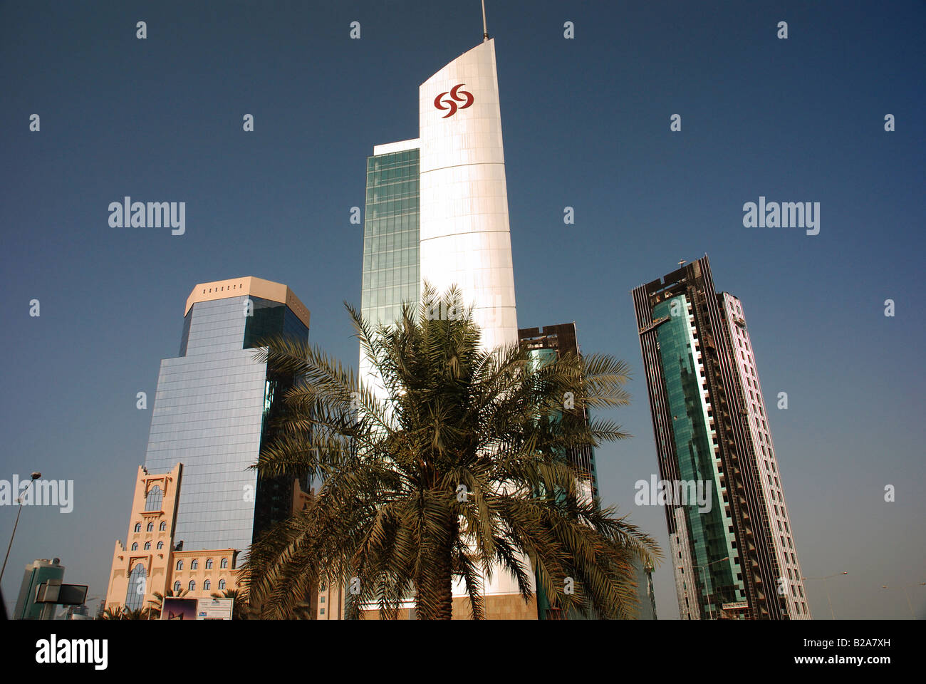 modern buildings at Doha Arab emirates Stock Photo - Alamy