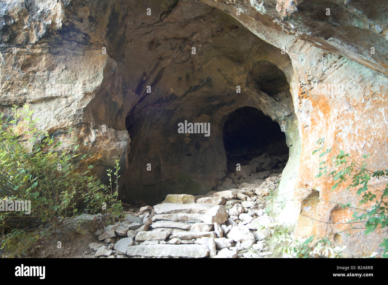 Historical grotto hi-res stock photography and images - Alamy