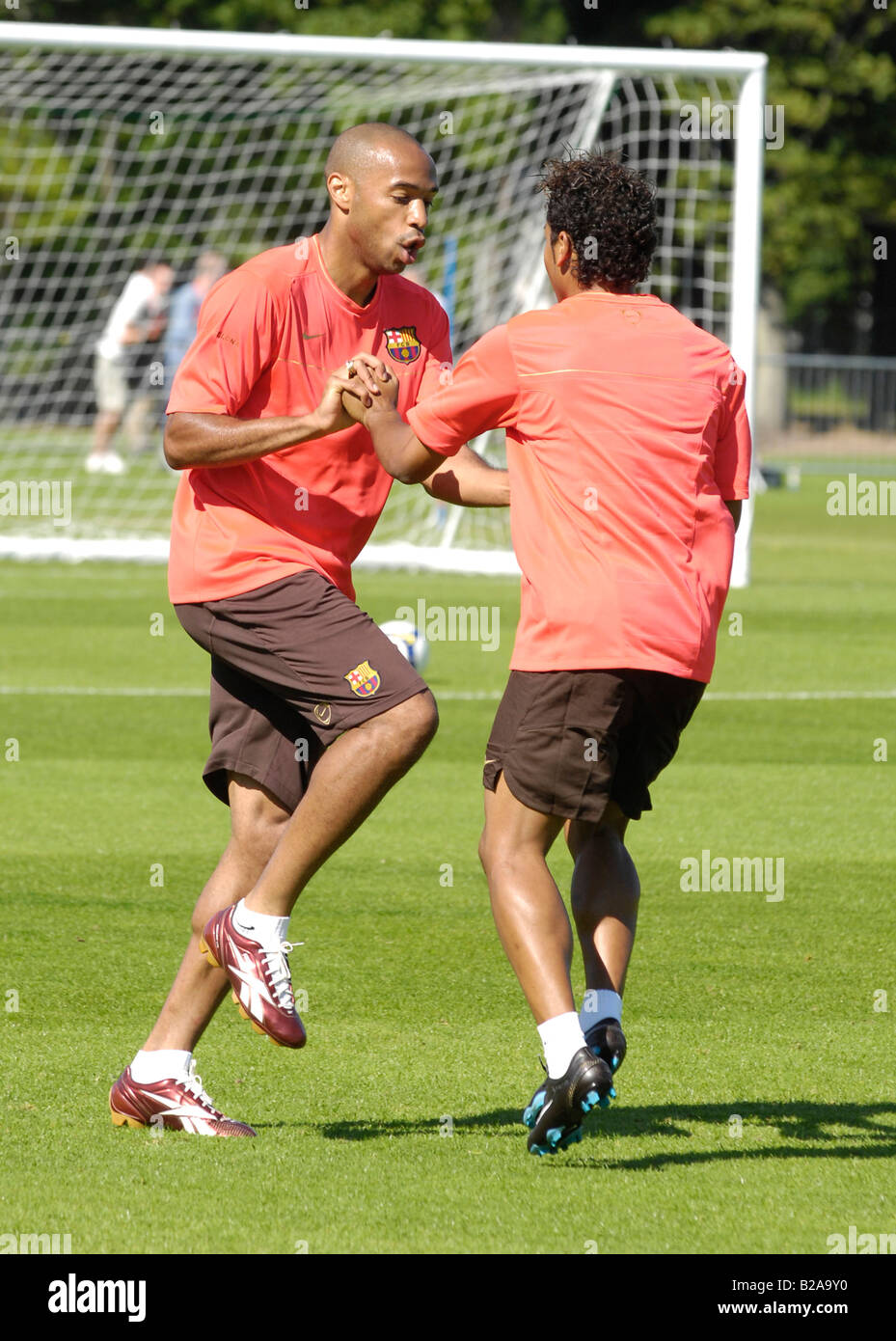 Thierry henry of barcelona hi-res stock photography and images - Alamy