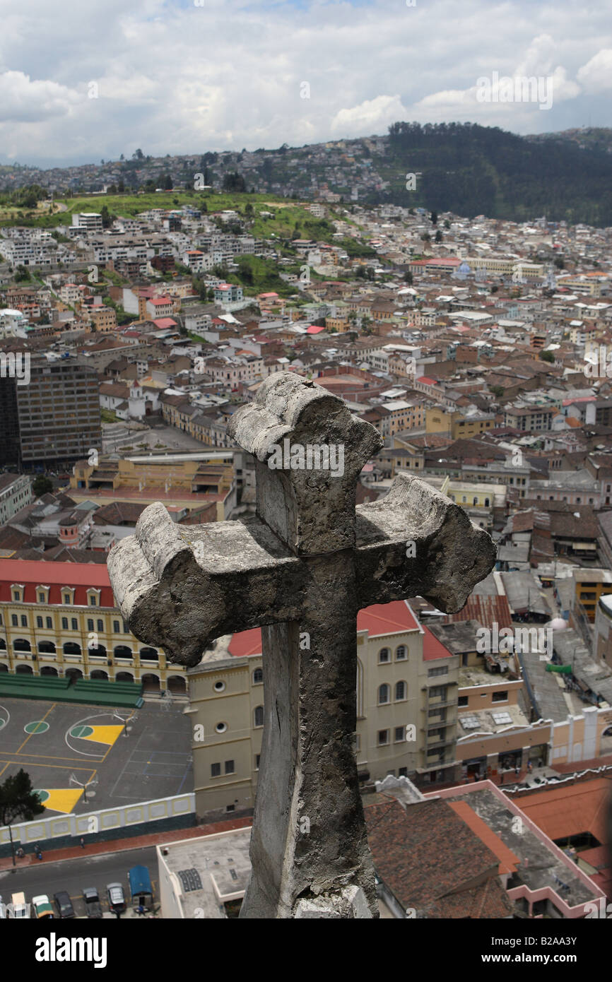 cross above a city Stock Photo - Alamy