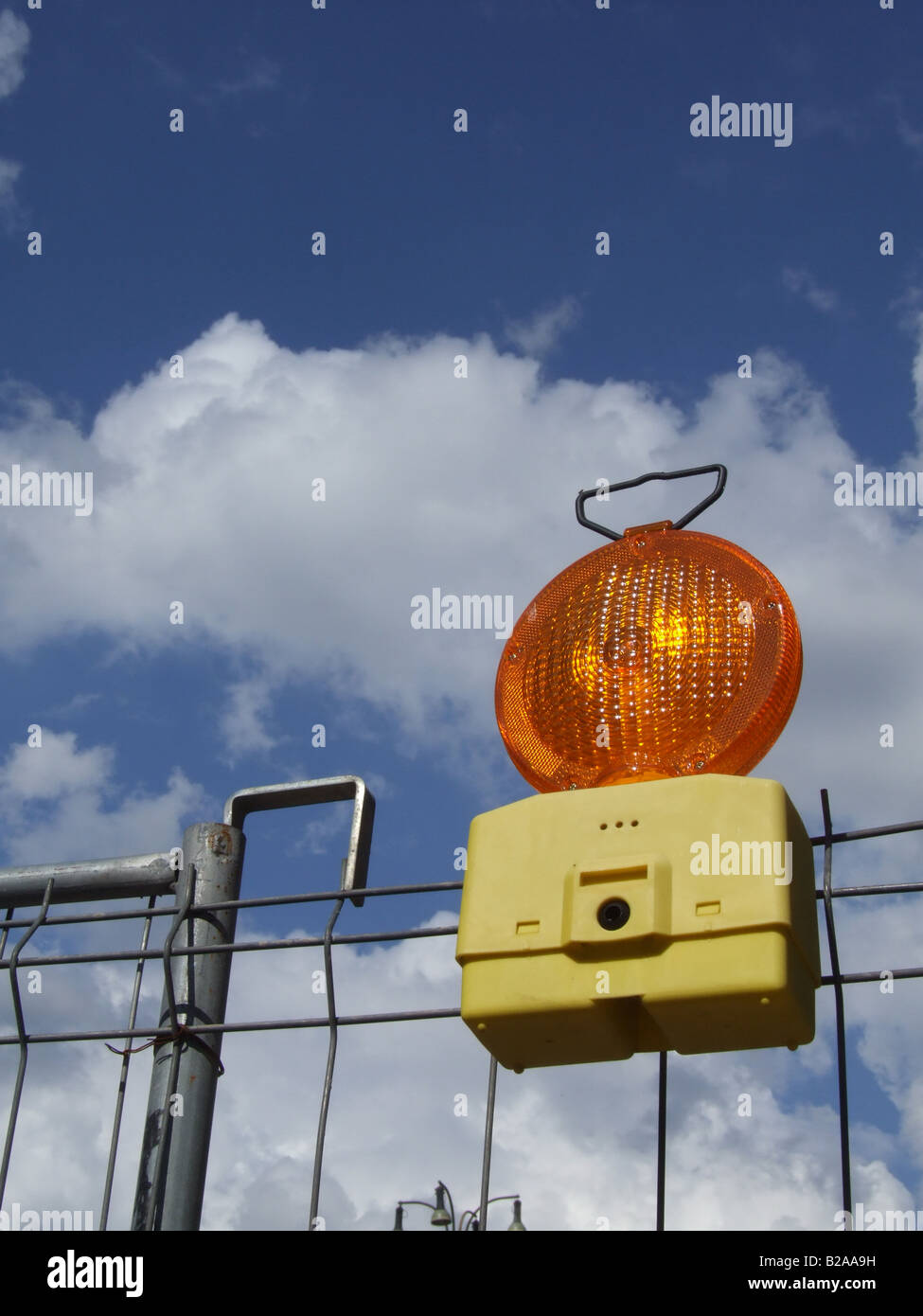Flashing hazard lamp hi-res stock photography and images - Alamy