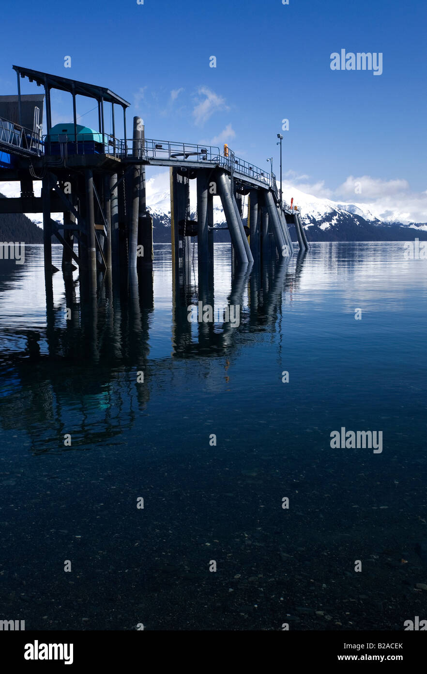 Alaska environment hi-res stock photography and images - Alamy