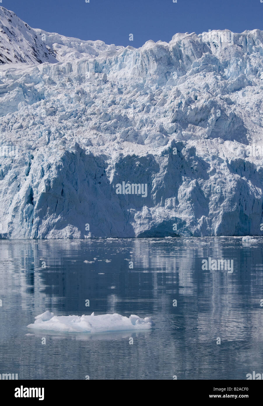 Reflection characteristics hi-res stock photography and images - Alamy