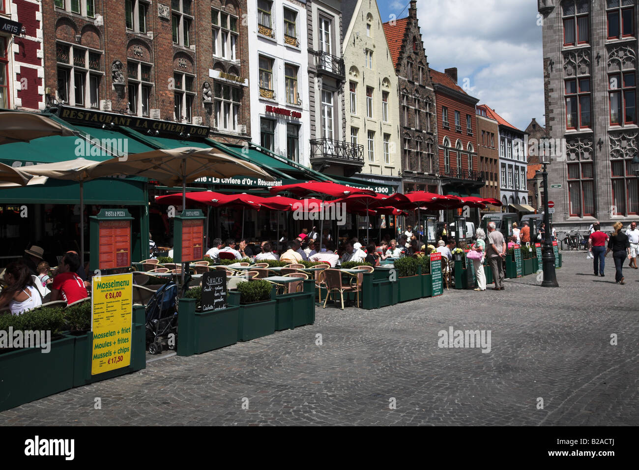 Market Square, Bruges, Belgium Stock Photo - Alamy