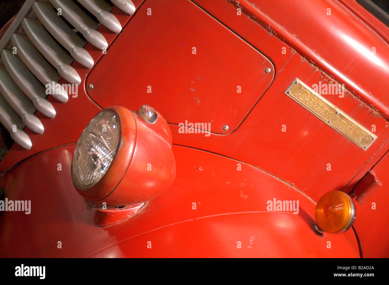 Reo truck hi-res stock photography and images - Alamy