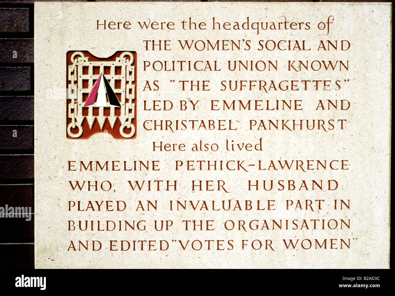 Plaque commemorating suffragettes clements inn hi-res stock photography ...