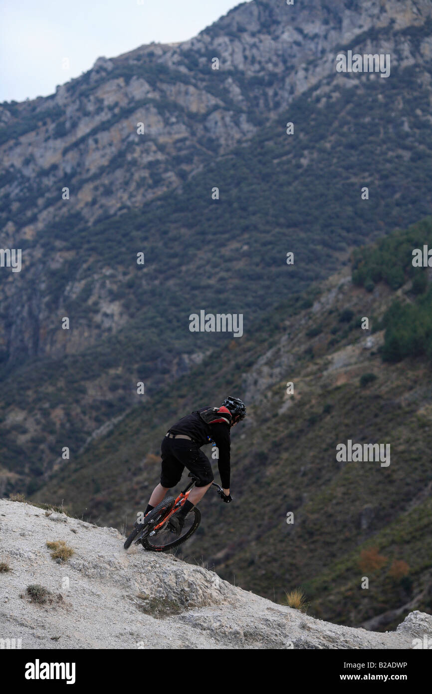 Male mountain biker on trails hi-res stock photography and images - Alamy