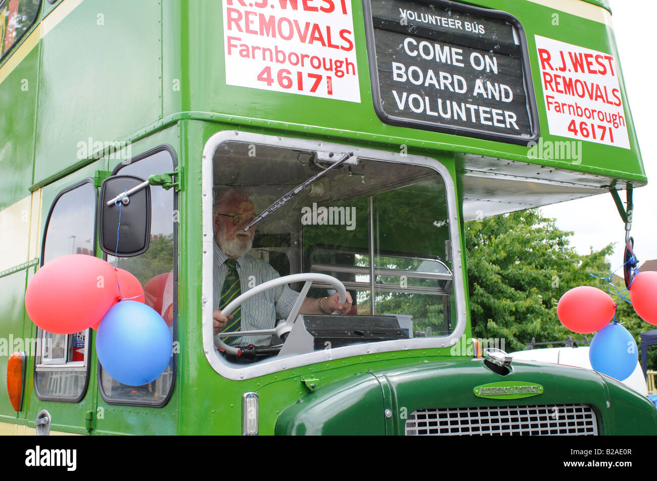 Bus driver london hi-res stock photography and images - Alamy