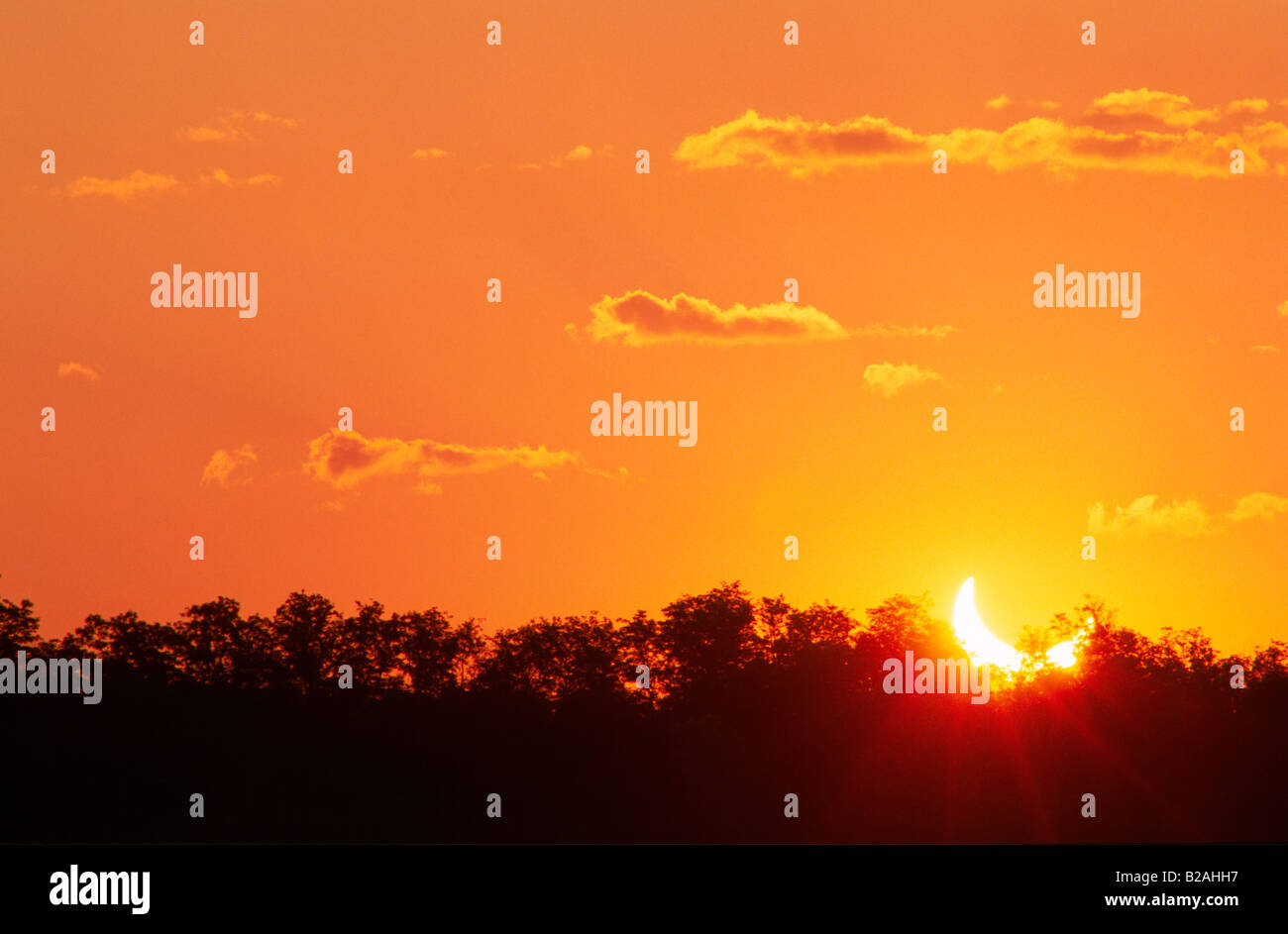 Horizontal format may hi-res stock photography and images - Alamy